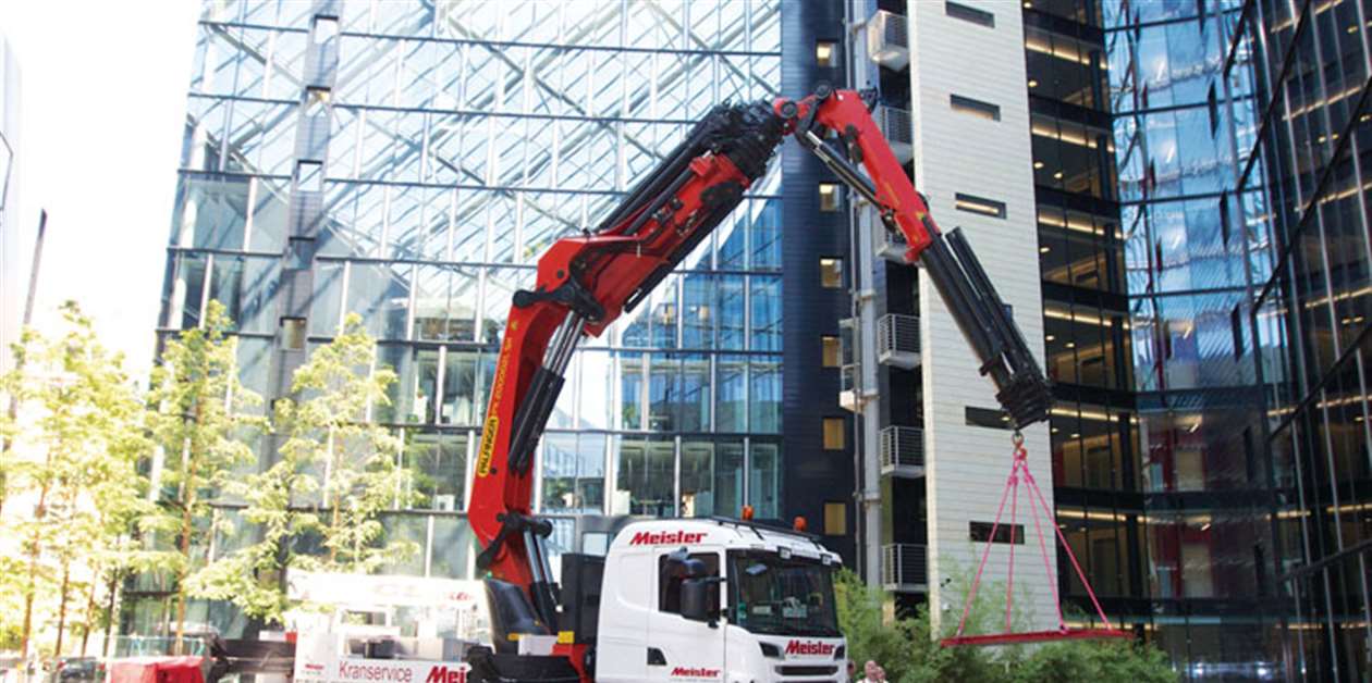 Glass roof challenge for Meister - Crane & Transport Briefing