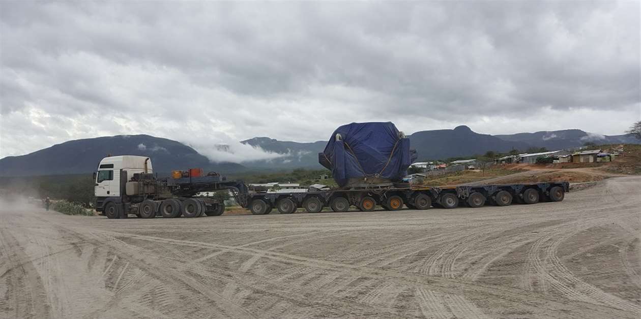 Steder Group Djibouti moves ball valves - Crane & Transport Briefing