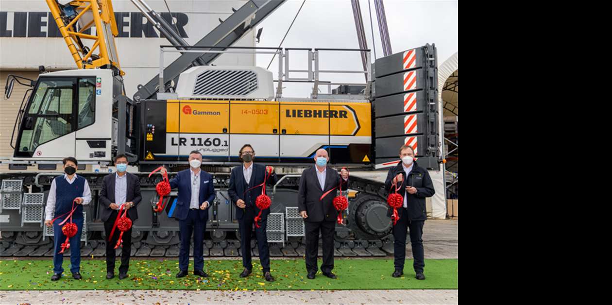 Liebherr delivers Asia’s first ever battery-powered crawler crane ...