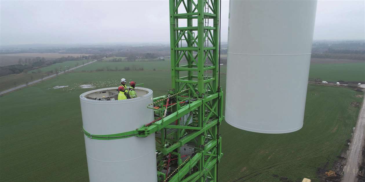 Power towers 3: large tower cranes for wind turbine work - Crane ...