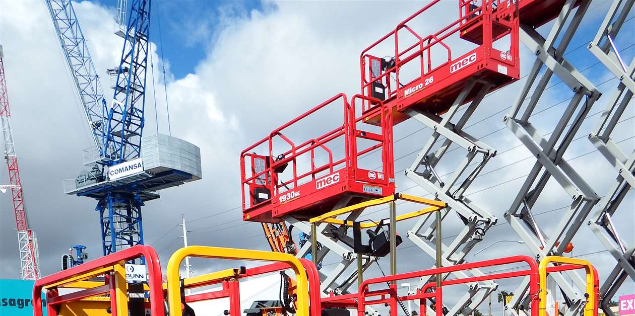 MEC boom and scissor innovations - Crane & Transport Briefing