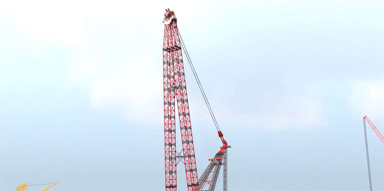 Mammoet unveils first components for ‘world’s largest’ electric crane ...