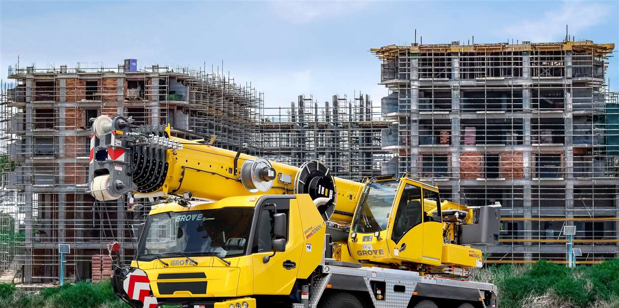 New Grove driver’s cabin - Crane & Transport Briefing