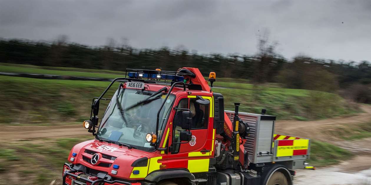 Fire service buys Unimogs - Crane & Transport Briefing